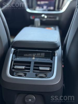 Pelēks Volvo S60 2022 Rīga, ar dzinēja tilpumu 2.00 L un nobraukumu 0 tūkst. km par 27500 €, foto 9 vietnē AUTOMOTO.COM.LV