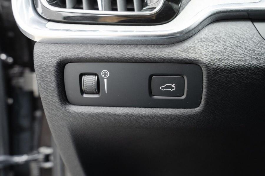 Pelēks Volvo S60 2022 Mārupe, ar dzinēja tilpumu 2.00 L un nobraukumu 60 tūkst. km par 26500 €, foto 10 vietnē AUTOMOTO.COM.LV