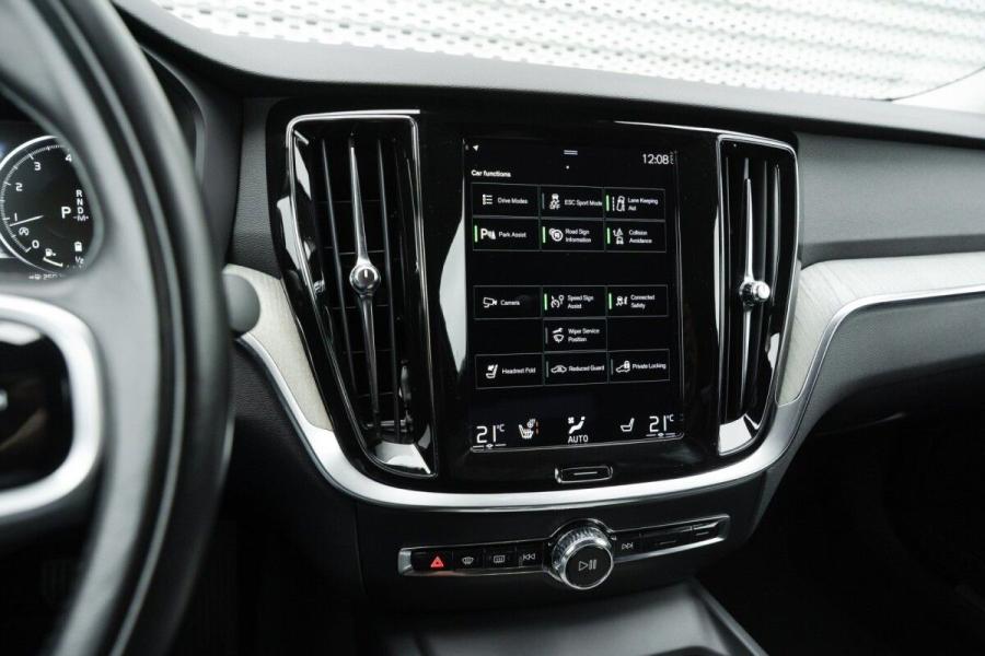 Pelēks Volvo S60 2022 Mārupe, ar dzinēja tilpumu 2.00 L un nobraukumu 60 tūkst. km par 26500 €, foto 12 vietnē AUTOMOTO.COM.LV