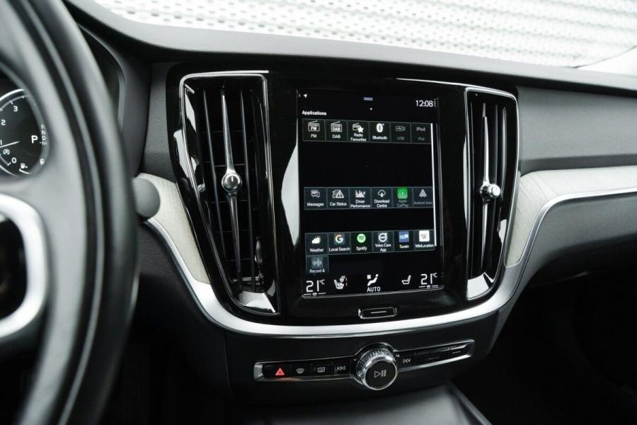 Pelēks Volvo S60 2022 Mārupe, ar dzinēja tilpumu 2.00 L un nobraukumu 60 tūkst. km par 26500 €, foto 13 vietnē AUTOMOTO.COM.LV