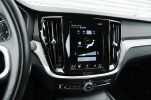 Pelēks Volvo S60 2022 Mārupe, ar dzinēja tilpumu 2.00 L un nobraukumu 60 tūkst. km par 26500 €, foto 14 vietnē AUTOMOTO.COM.LV