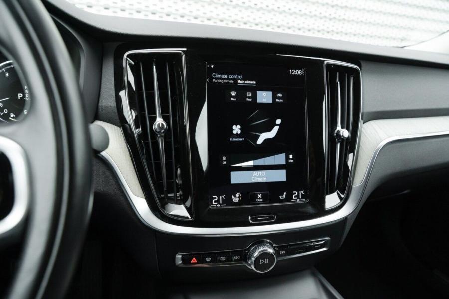 Pelēks Volvo S60 2022 Mārupe, ar dzinēja tilpumu 2.00 L un nobraukumu 60 tūkst. km par 26500 €, foto 14 vietnē AUTOMOTO.COM.LV