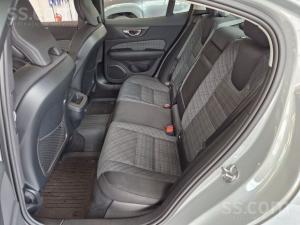 Grey Volvo S60 2024 in Riga, with an engine capacity of 2.00 L and mileage of 25 thousand km for 30500 €, photo 11 on AUTOMOTO.COM.LV