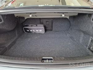Grey Volvo S60 2024 in Riga, with an engine capacity of 2.00 L and mileage of 25 thousand km for 30500 €, photo 23 on AUTOMOTO.COM.LV