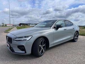Pelēks Volvo S60 2024 Kauņa, ar dzinēja tilpumu 1.97 L un nobraukumu 35 tūkst. km par 26500 €, foto 5 vietnē AUTOMOTO.COM.LV