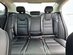 Pelēks Volvo S60 2024 Kauņa, ar dzinēja tilpumu 1.97 L un nobraukumu 35 tūkst. km par 26500 €, foto 15 vietnē AUTOMOTO.COM.LV