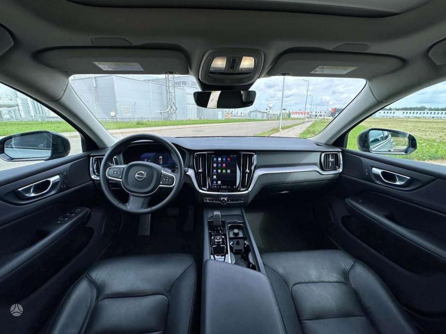 Pelēks Volvo S60 2024 Kauņa, ar dzinēja tilpumu 1.97 L un nobraukumu 35 tūkst. km par 26500 €, foto 16 vietnē AUTOMOTO.COM.LV