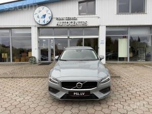 Pelēks Volvo S60 2024 Valmiera, ar dzinēja tilpumu 2.00 L un nobraukumu 21 tūkst. km par 29900 €, foto 3 vietnē AUTOMOTO.COM.LV