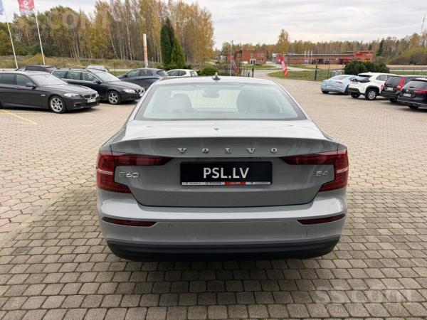 Volvo S60 2024 Valmiera vietnÄ PelÄks Volvo S60 2024 Valmiera, ar dzinÄja tilpumu 2.00 L un nobraukumu 21 tÅ«kst. km par 29900 ā¬, foto 6 vietnÄ AUTOMOTO.COM.LV