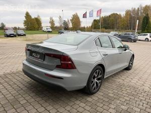 Pelēks Volvo S60 2024 Valmiera, ar dzinēja tilpumu 2.00 L un nobraukumu 21 tūkst. km par 29900 €, foto 7 vietnē AUTOMOTO.COM.LV