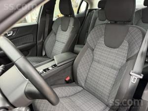Pelēks Volvo S60 2024 Valmiera, ar dzinēja tilpumu 2.00 L un nobraukumu 21 tūkst. km par 29900 €, foto 11 vietnē AUTOMOTO.COM.LV