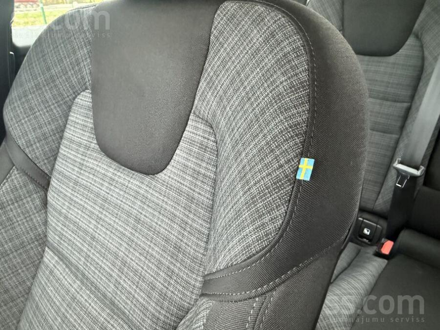 Pelēks Volvo S60 2024 Valmiera, ar dzinēja tilpumu 2.00 L un nobraukumu 21 tūkst. km par 29900 €, foto 22 vietnē AUTOMOTO.COM.LV