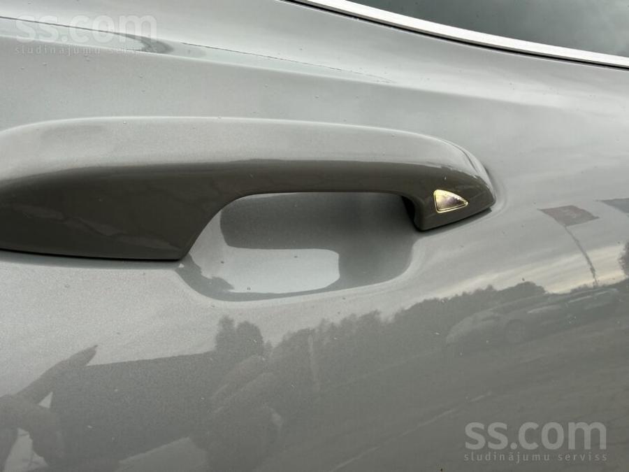 Pelēks Volvo S60 2024 Valmiera, ar dzinēja tilpumu 2.00 L un nobraukumu 21 tūkst. km par 29900 €, foto 23 vietnē AUTOMOTO.COM.LV