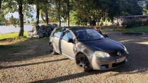 Volvo S60 2001 in Siauliai, with an engine capacity of 2.40 L and mileage of 350 thousand km for 1200 €, photo 4 on AUTOMOTO.COM.LV