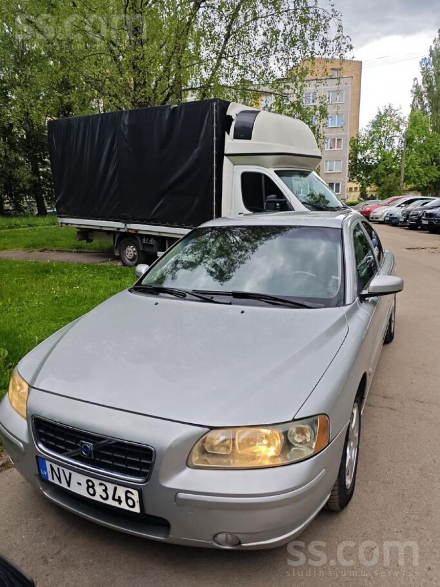 Volvo S60 2006 in Riga, with an engine capacity of 2.40 L and mileage of 0 thousand km for 5250 €, photo 1 on AUTOMOTO.COM.LV