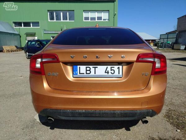 Volvo S60 2011 in Radviliskis, with an engine capacity of 2.50 L and mileage of 184 thousand km for 2800 €, photo 3 on AUTOMOTO.COM.LV