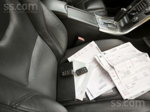 Oranžs Volvo S60 2010 Bauska, ar dzinēja tilpumu 2.40 L un nobraukumu 315 tūkst. km par 5950 €, foto 13 vietnē AUTOMOTO.COM.LV