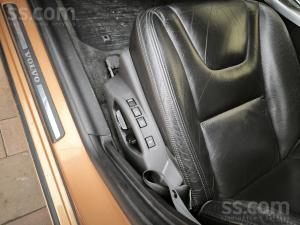 Oranžs Volvo S60 2010 Bauska, ar dzinēja tilpumu 2.40 L un nobraukumu 315 tūkst. km par 5950 €, foto 15 vietnē AUTOMOTO.COM.LV