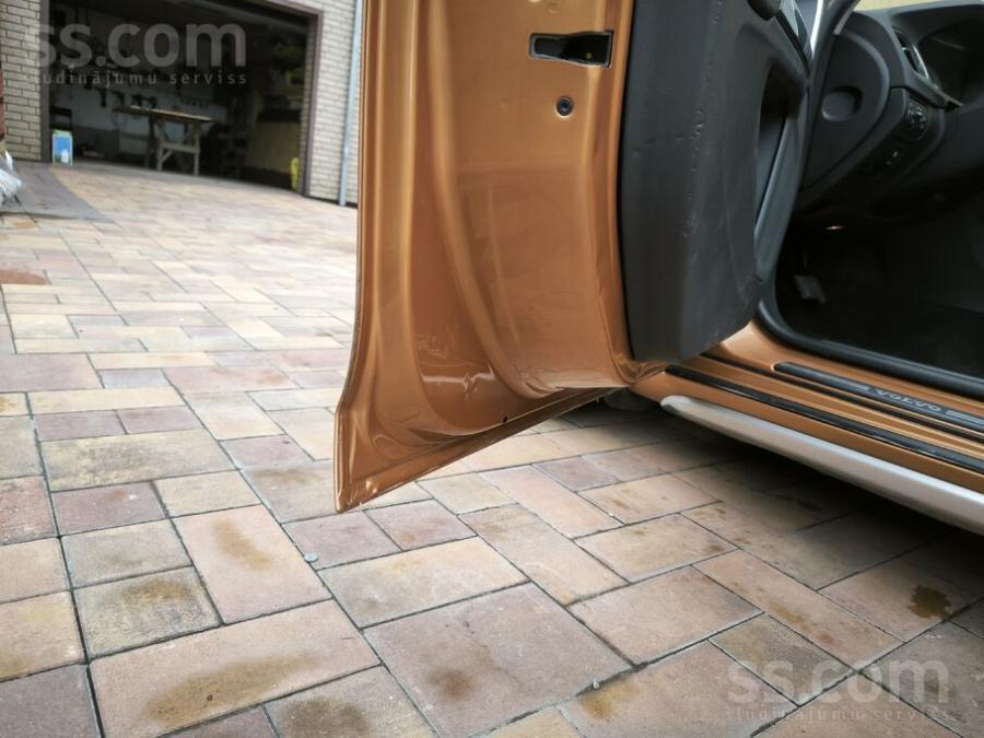Oranžs Volvo S60 2010 Bauska, ar dzinēja tilpumu 2.40 L un nobraukumu 315 tūkst. km par 5950 €, foto 19 vietnē AUTOMOTO.COM.LV