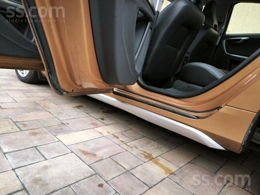 Oranžs Volvo S60 2010 Bauska, ar dzinēja tilpumu 2.40 L un nobraukumu 315 tūkst. km par 5950 €, foto 20 vietnē AUTOMOTO.COM.LV