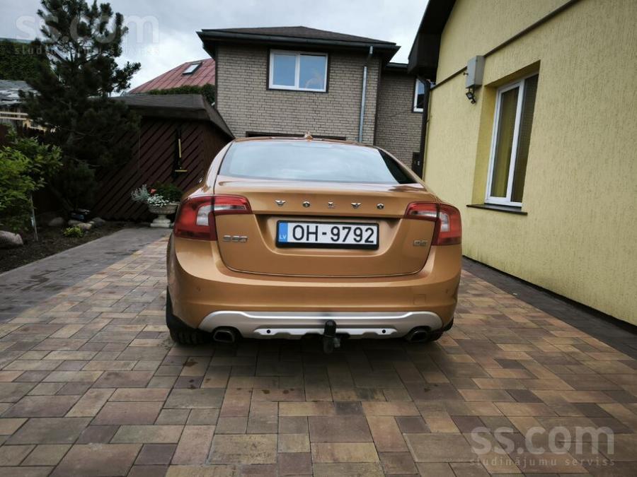 Oranžs Volvo S60 2010 Bauska, ar dzinēja tilpumu 2.40 L un nobraukumu 315 tūkst. km par 5950 €, foto 23 vietnē AUTOMOTO.COM.LV