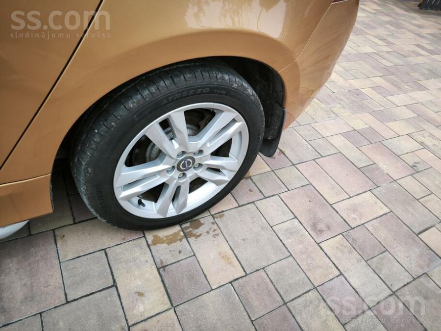 Oranžs Volvo S60 2010 Bauska, ar dzinēja tilpumu 2.40 L un nobraukumu 315 tūkst. km par 5950 €, foto 25 vietnē AUTOMOTO.COM.LV