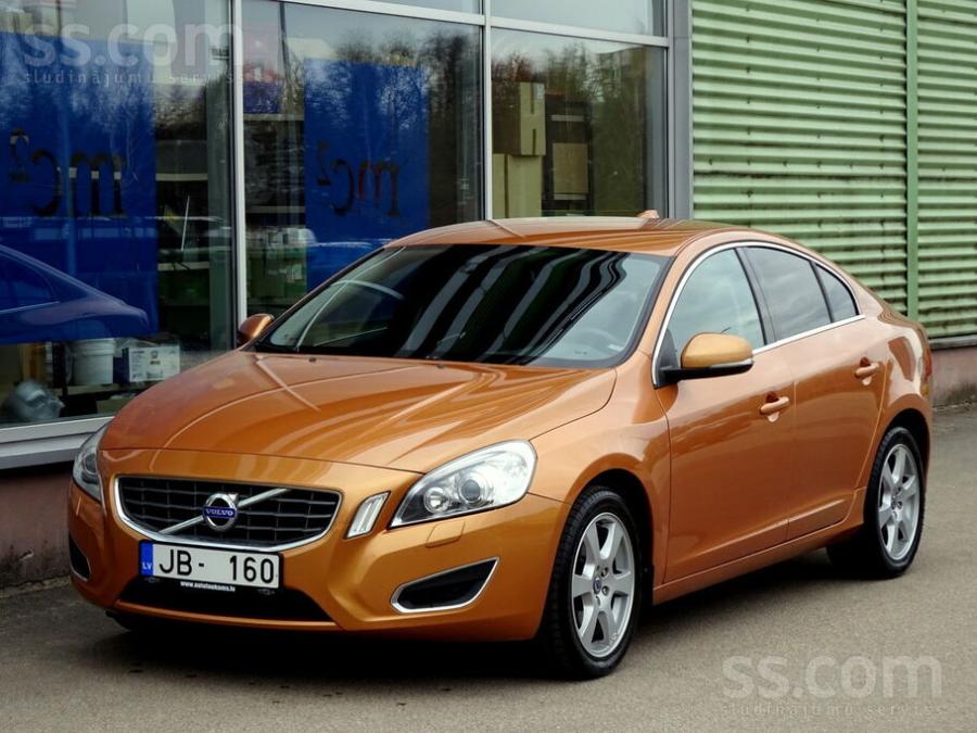 Oranžs Volvo S60 2010 Rīga, ar dzinēja tilpumu 2.40 L un nobraukumu 233 tūkst. km par 5900 €, foto 1 vietnē AUTOMOTO.COM.LV