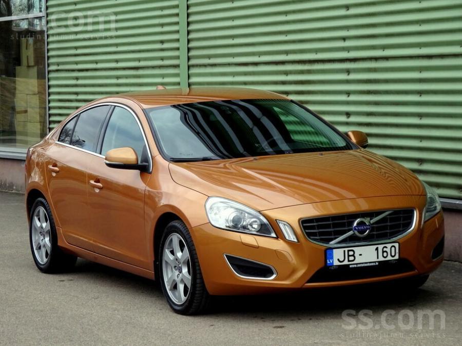 Oranžs Volvo S60 2010 Rīga, ar dzinēja tilpumu 2.40 L un nobraukumu 233 tūkst. km par 5900 €, foto 4 vietnē AUTOMOTO.COM.LV