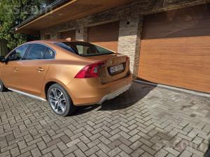 Oranžs Volvo S60 2010 Ogre, ar dzinēja tilpumu 2.00 L un nobraukumu 192 tūkst. km par 5500 €, foto 9 vietnē AUTOMOTO.COM.LV