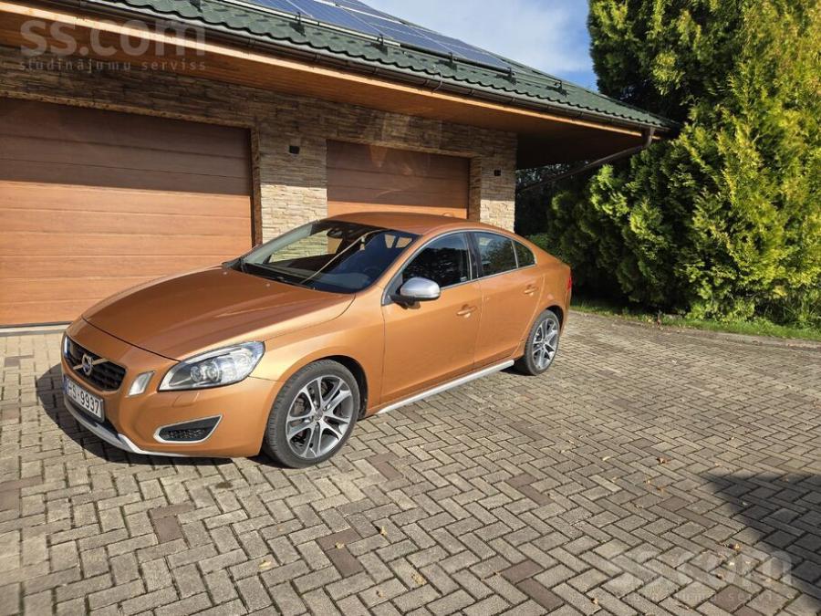 Oranžs Volvo S60 2010 Ogre, ar dzinēja tilpumu 2.00 L un nobraukumu 192 tūkst. km par 5500 €, foto 6 vietnē AUTOMOTO.COM.LV