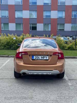 Oranžs Volvo S60 2011 Tallina, ar dzinēja tilpumu 2.00 L un nobraukumu 204 tūkst. km par 6700 €, foto 6 vietnē AUTOMOTO.COM.LV