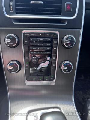 Oranžs Volvo S60 2011 Tallina, ar dzinēja tilpumu 2.00 L un nobraukumu 204 tūkst. km par 6700 €, foto 16 vietnē AUTOMOTO.COM.LV