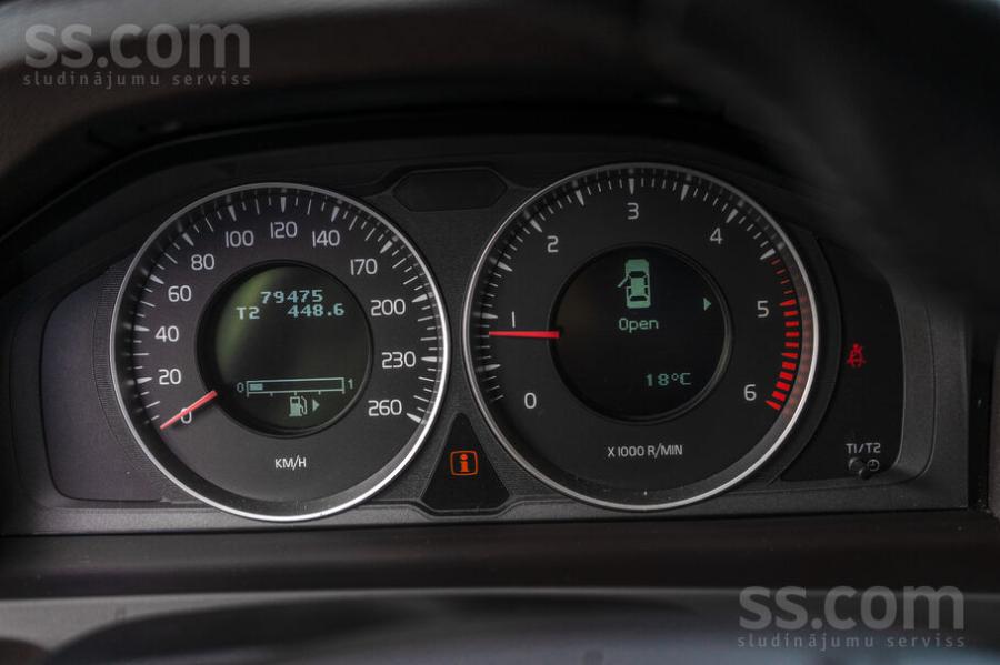 Orange Volvo S60 2012 in Limbazi, with an engine capacity of 1.60 L and mileage of 79 thousand km for 5950 €, photo 29 on AUTOMOTO.COM.LV