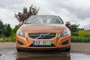 Orange Volvo S60 2012 in Limbazi, with an engine capacity of 1.60 L and mileage of 79 thousand km for 5950 €, photo 5 on AUTOMOTO.COM.LV