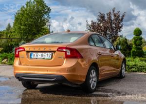 Orange Volvo S60 2012 in Limbazi, with an engine capacity of 1.60 L and mileage of 79 thousand km for 5950 €, photo 7 on AUTOMOTO.COM.LV