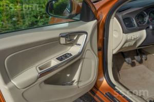 Orange Volvo S60 2012 in Limbazi, with an engine capacity of 1.60 L and mileage of 79 thousand km for 5950 €, photo 16 on AUTOMOTO.COM.LV