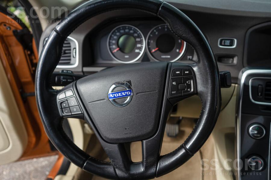 Orange Volvo S60 2012 in Limbazi, with an engine capacity of 1.60 L and mileage of 79 thousand km for 5950 €, photo 26 on AUTOMOTO.COM.LV