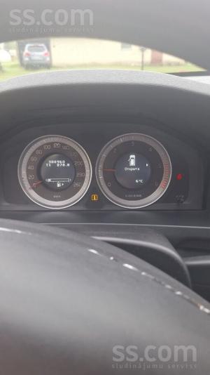 Oranžs Volvo S60 2011 Valmiera, ar dzinēja tilpumu 1.60 L un nobraukumu 309 tūkst. km par 5500 €, foto 7 vietnē AUTOMOTO.COM.LV