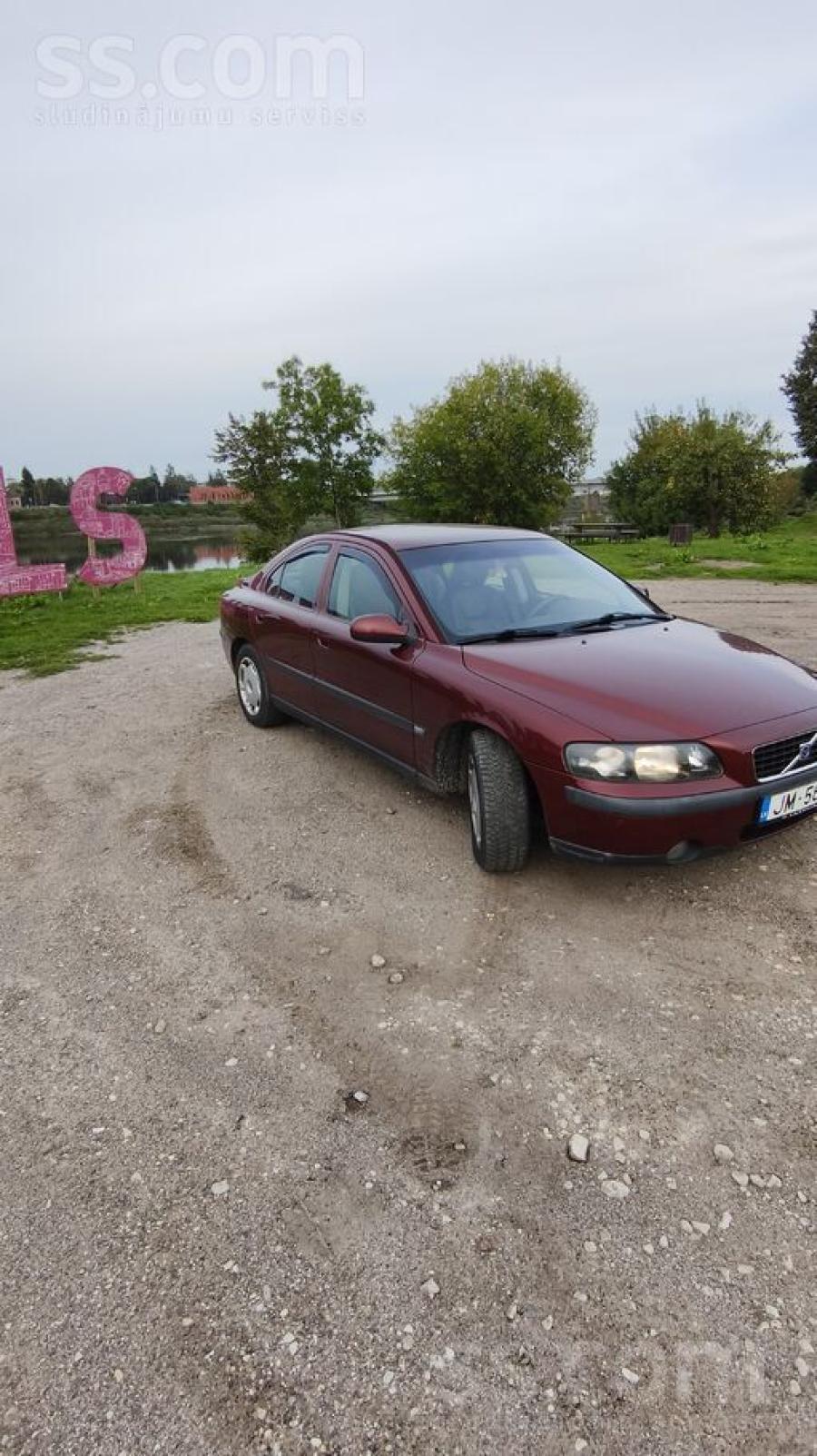 Sarkans Volvo S60 2000 Daugavpils, ar dzinēja tilpumu 2.40 L un nobraukumu 198 tūkst. km par 1300 €, foto 7 vietnē AUTOMOTO.COM.LV