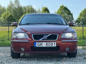 Red Volvo S60 2007 in Jelgava, with an engine capacity of 2.40 L and mileage of 0 thousand km for 1500 €, photo 2 on AUTOMOTO.COM.LV