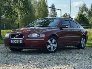Red Volvo S60 2007 in Jelgava, with an engine capacity of 2.40 L and mileage of 0 thousand km for 1500 €, photo 3 on AUTOMOTO.COM.LV