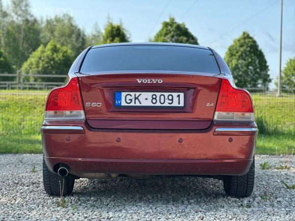 Red Volvo S60 2007 in Jelgava, with an engine capacity of 2.40 L and mileage of 0 thousand km for 1500 €, photo 4 on AUTOMOTO.COM.LV