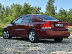 Red Volvo S60 2007 in Jelgava, with an engine capacity of 2.40 L and mileage of 0 thousand km for 1500 €, photo 6 on AUTOMOTO.COM.LV