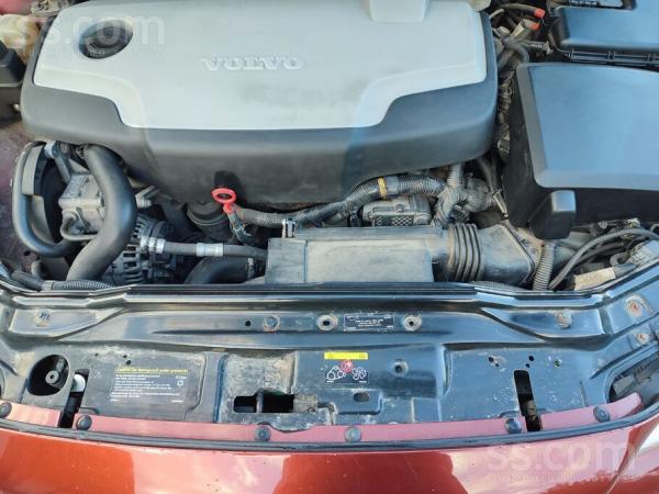Sarkans Volvo S60 2007 Jēkabpils, ar dzinēja tilpumu 2.40 L un nobraukumu 391 tūkst. km par 2800 €, foto 6 vietnē AUTOMOTO.COM.LV