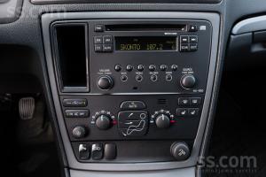 Sarkans Volvo S60 2007 Rīga, ar dzinēja tilpumu 2.40 L un nobraukumu 238 tūkst. km par 2950 €, foto 13 vietnē AUTOMOTO.COM.LV