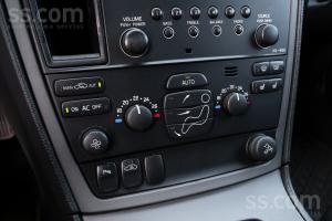 Sarkans Volvo S60 2007 Rīga, ar dzinēja tilpumu 2.40 L un nobraukumu 238 tūkst. km par 2950 €, foto 14 vietnē AUTOMOTO.COM.LV
