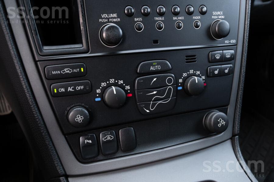 Sarkans Volvo S60 2007 Rīga, ar dzinēja tilpumu 2.40 L un nobraukumu 238 tūkst. km par 2950 €, foto 14 vietnē AUTOMOTO.COM.LV