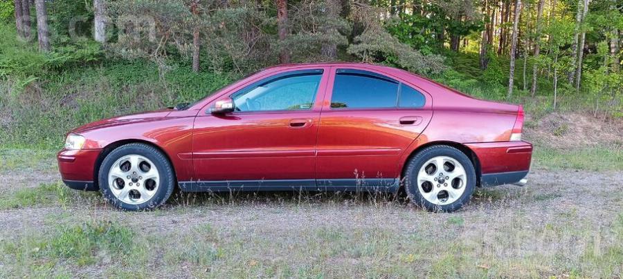 Sarkans Volvo S60 2007 Ludza, ar dzinēja tilpumu 2.40 L un nobraukumu 294 tūkst. km par 2900 €, foto 1 vietnē AUTOMOTO.COM.LV