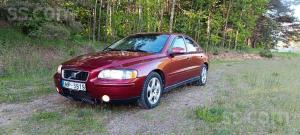 Sarkans Volvo S60 2007 Ludza, ar dzinēja tilpumu 2.40 L un nobraukumu 294 tūkst. km par 2900 €, foto 4 vietnē AUTOMOTO.COM.LV