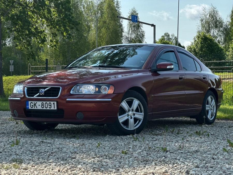Красный Вольво С60 2007 в Рига, объемом двигателя 2.40 л и пробегом 155 тыс. км за 3800 €, фото 20 на AUTOMOTO.COM.LV